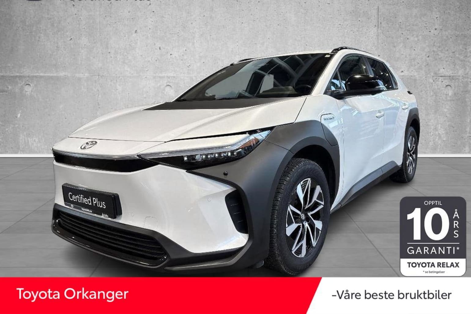 Toyota bZ4X Active Tech, hengerfeste 2022 Hvit